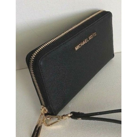 Michael Kors | Bags | New Michael Kors Jet Set Travel Large Flat Phone ...